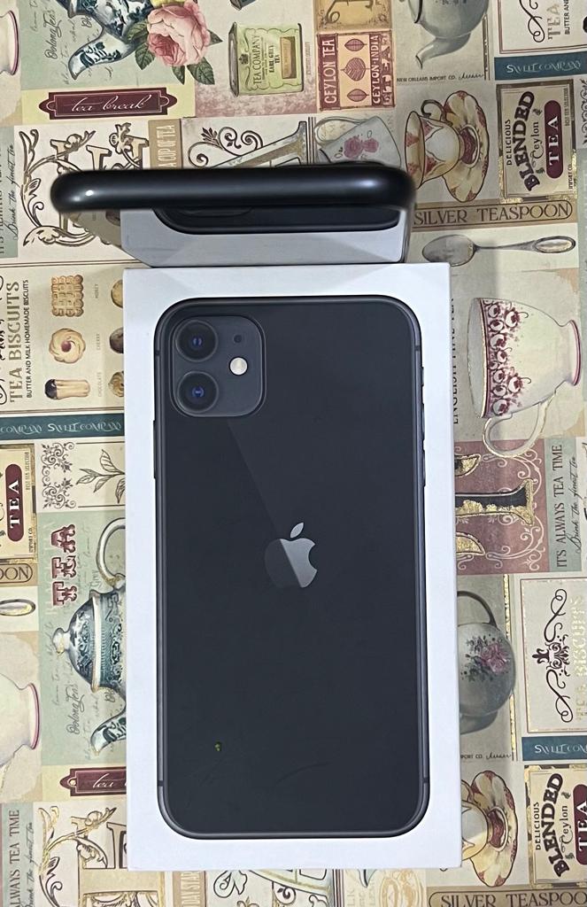 Pre- owned Apple iPhone 11 Black 128gb Available for sale